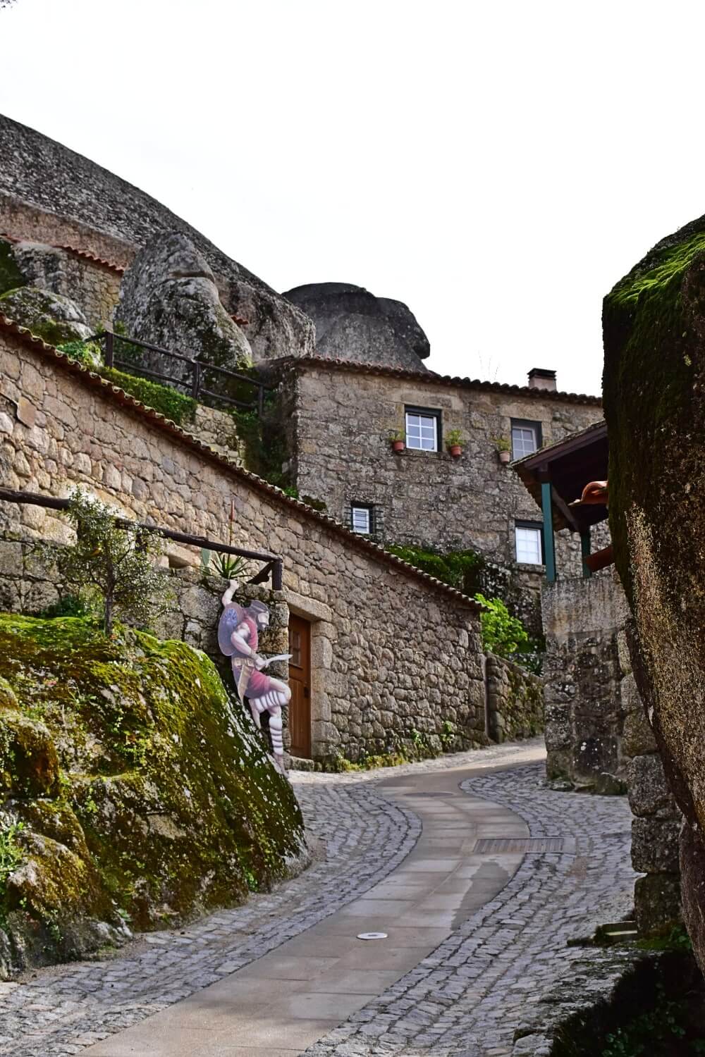 【葡萄牙】體驗山城小鎮之美 Covilhã、Monsanto、Sortelha - Lifetime Adventurer